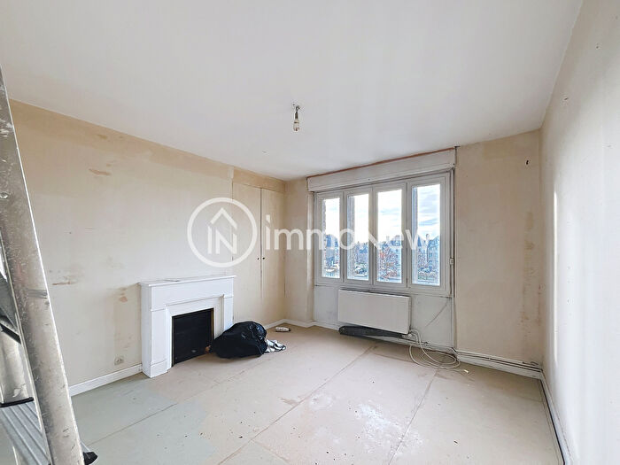 Appartement à vendre - Avranches - 4 pièces - 2 chambres