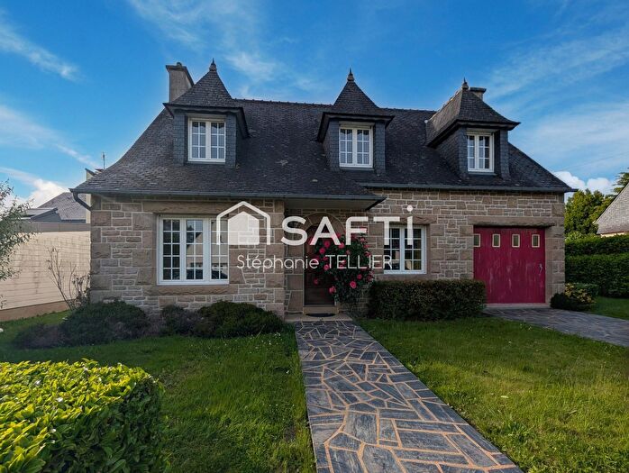 Maison 6 pièces à vendre - Carhaix-Plouguer