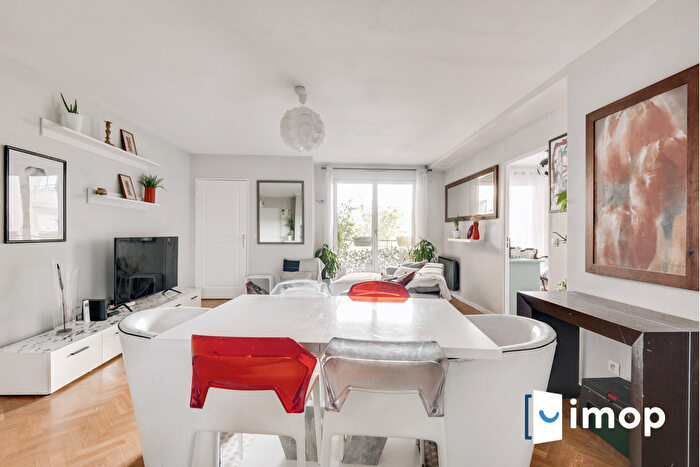 Appartement 4 pièces à vendre à Asnières-sur-Seine, Gresillons, Voltaire