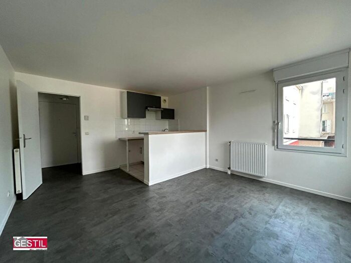 Appartement 1 pièce à louer à Saint-Ouen-l'Aumône, Val de Liesse