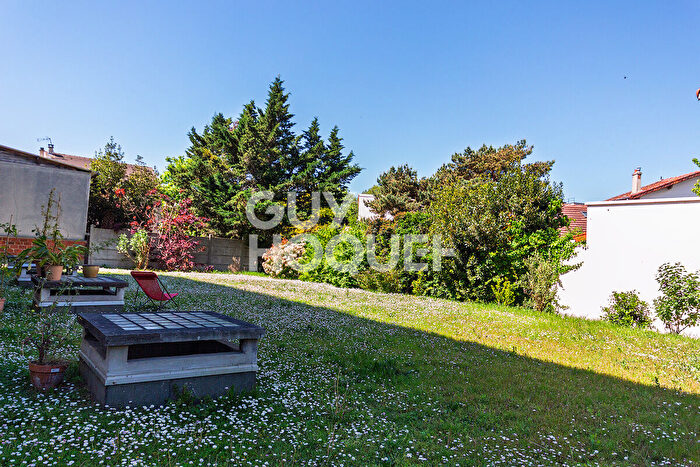 Appartement à vendre - Nanterre, Vieux Pont - 4 pièces - 2 chambres