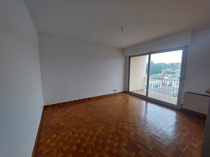 Appartement à louer - Camplanier, Nîmes - 3 pièces - 2 chambres