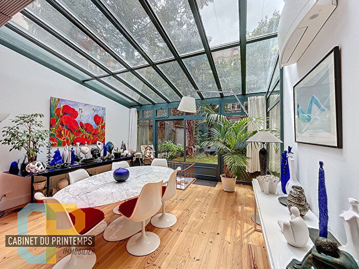 Maisons à vendre et appartements à louer - 1