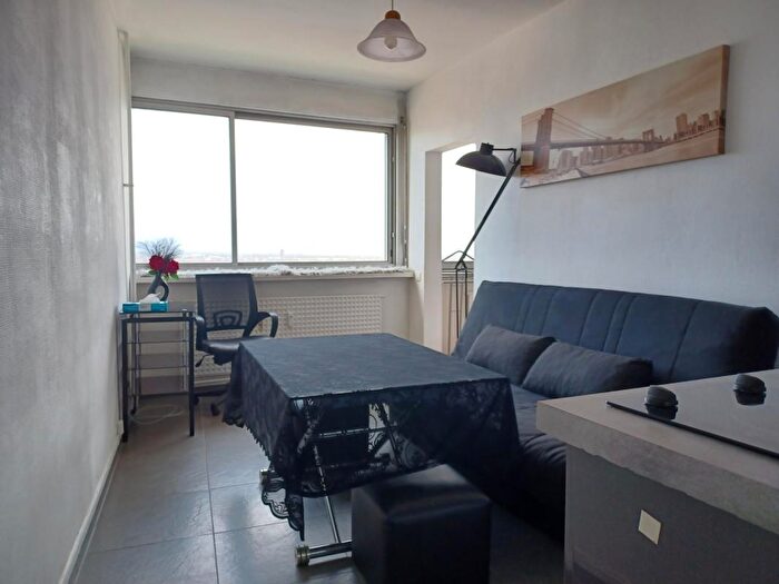 Appartement à louer - Mulhouse - 2 pièces - 1 chambre