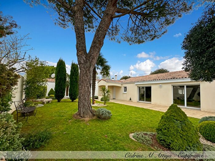 Maison à vendre - Saint-Xandre - 5 pièces - 3 chambres