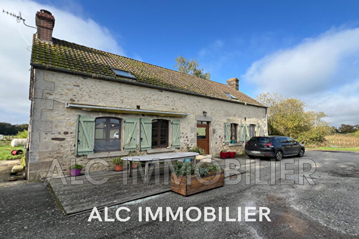 Maison 5 pièces à Saint-Rigomer-des-Bois, à vendre