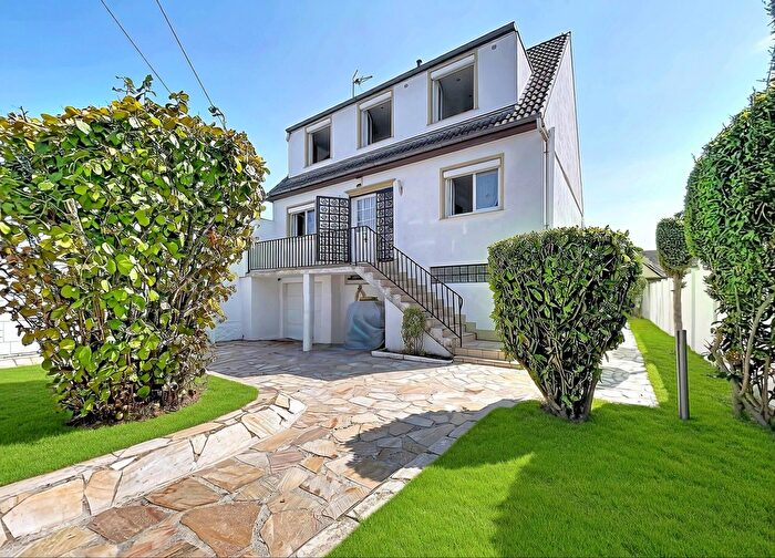 Champigny-sur-Marne, Le Plateau - Maison 7 pièces à vendre