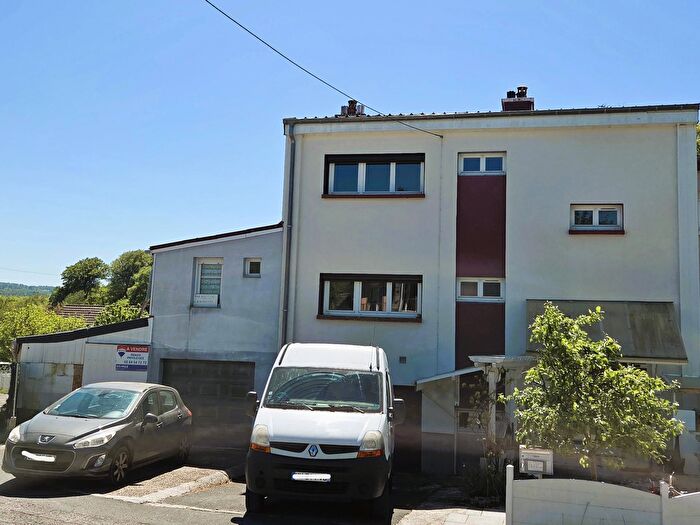 Maison 6 pièces à vendre à Delle