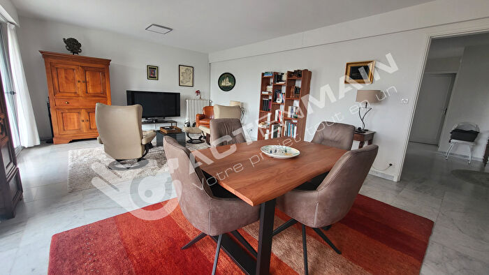 Appartement à vendre - Royan, Centre-ville - 3 pièces - 2 chambres