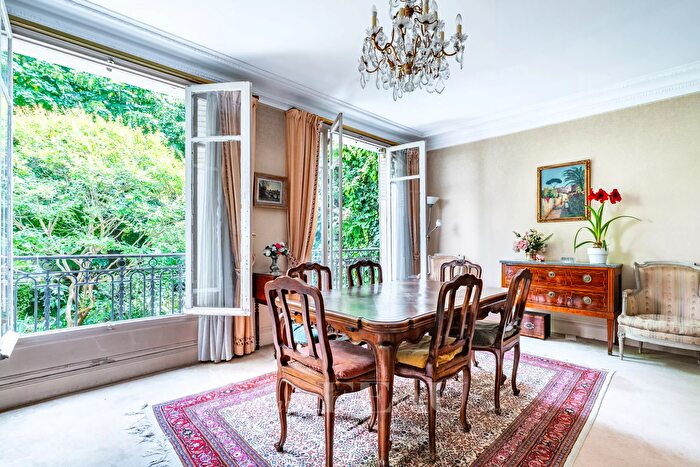 Maison à vendre - Paris e , Vaugirard, Parc des Expositions - 8 pièces - 5 chambres