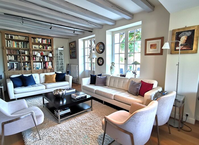 Maison à vendre - Amboise, Saint-Denis, La Fuye, La Perle, Le Haut Choiseul, Reignère - 12 pièces - 9 chambres