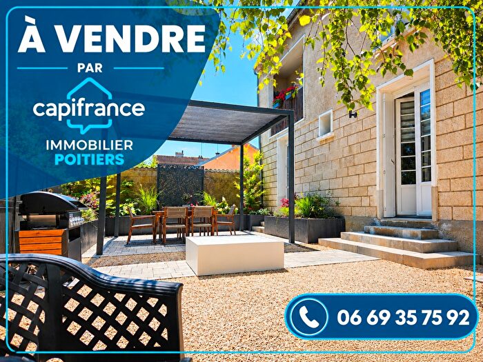 Maison 10 pièces à vendre à Saint-Benoît