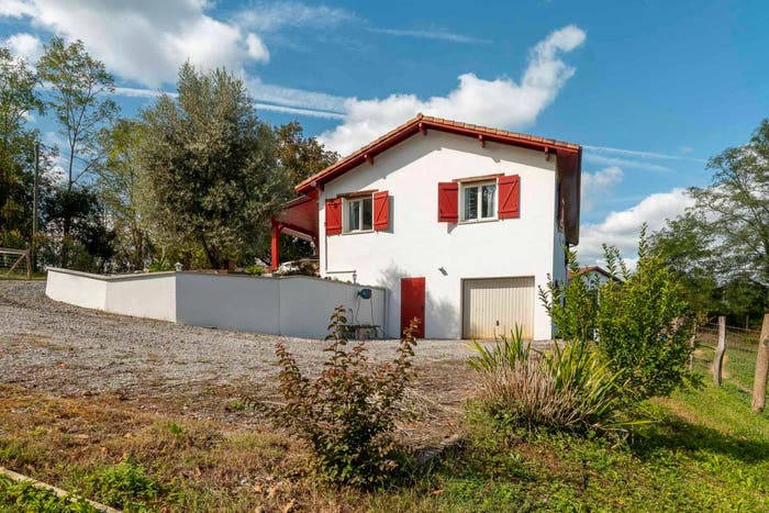 Maison 4 pièces à vendre à Urt
