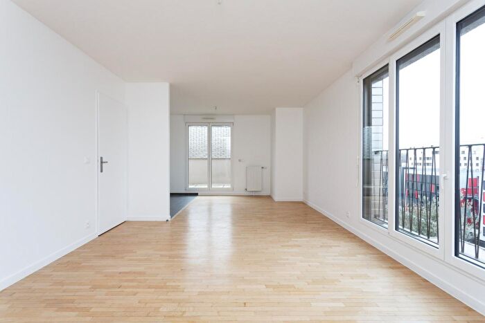 Appartement à louer - Asnières-sur-Seine, Gresillons, Voltaire - 5 pièces - 4 chambres