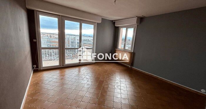 Appartement 5 pièces à louer - Roanne