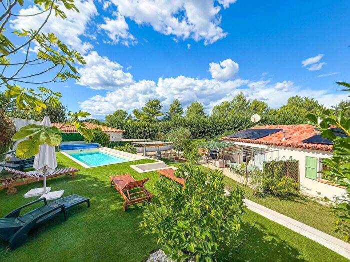 Maison à vendre - Saint-Paul-de-Vence - 5 pièces - 4 chambres