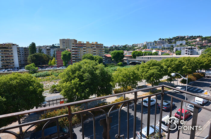 Appartement 4 pièces à Nice, Saint-Roch, à vendre