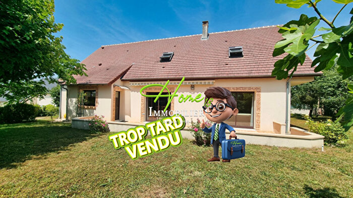 Maison à vendre - Saint-Michel-de-Volangis - 6 pièces - 4 chambres