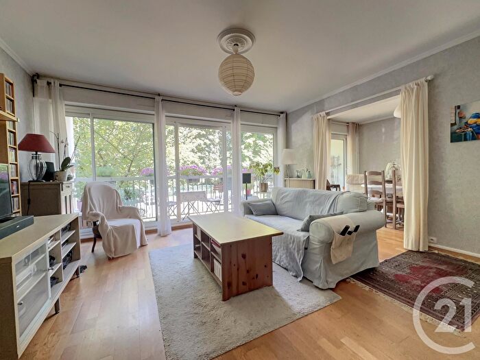 Appartement à vendre - Bougival - 4 pièces - 2 chambres