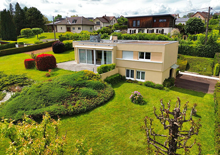 Geneuille - Maison 7 pièces à vendre