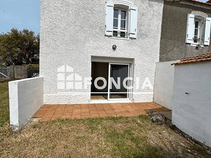 Lépine : Maison 3 pièces à louer