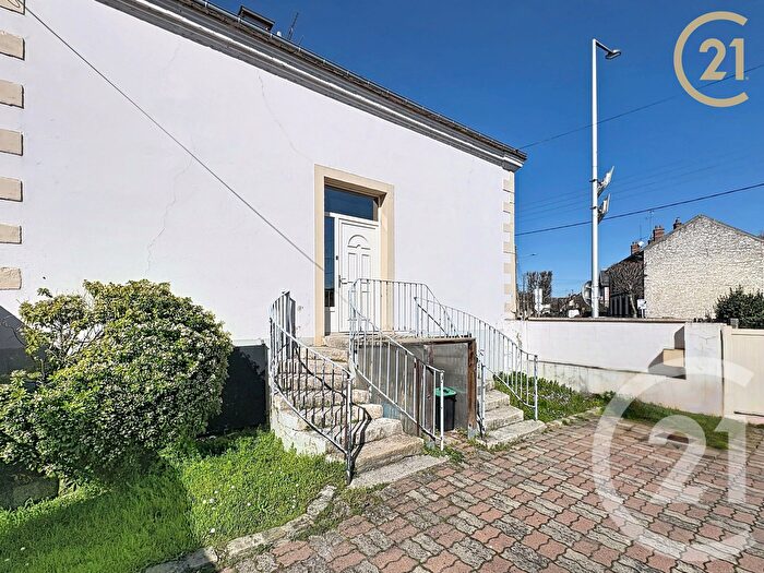 Maison à vendre - Montereau-Fault-Yonne, Ville basse - 6 pièces - 4 chambres