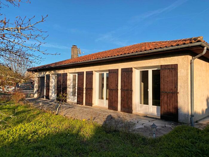 Maison à vendre - Castres-Gironde - 4 pièces - 3 chambres