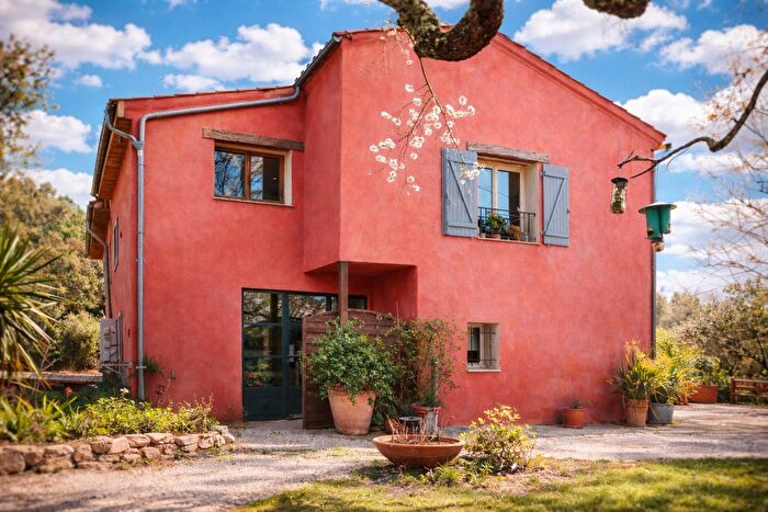 Maison à vendre - Saint-Antonin-du-Var - 4 pièces - 3 chambres