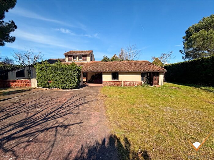 Maison à vendre - Frouzins - 4 pièces - 3 chambres