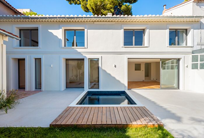 Maison 4 pièces à Marseille 8ème, Saint-Giniez, à vendre