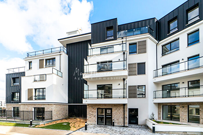 Appartement à vendre - Noisy-le-Grand, Centre-ville - 4 pièces - 3 chambres