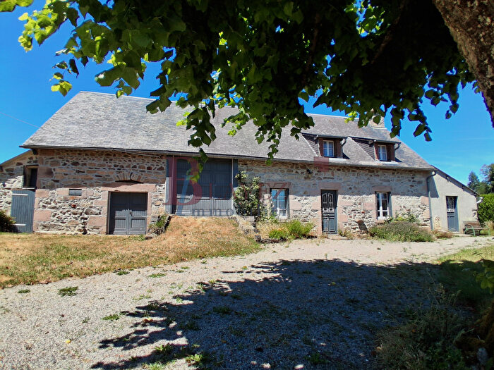 Maison 5 pièces à Sornac, à vendre