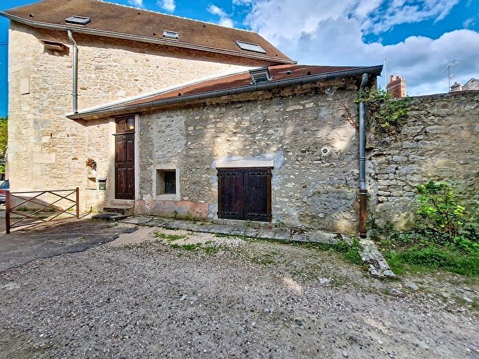 Maison 4 pièces à Magny-en-Vexin, à vendre