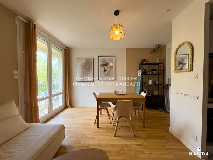 Appartement à louer - Quartiers Nord-Ouest, Villejean - 4 pièces - 3 chambres