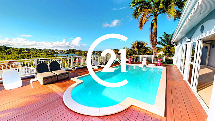 Maison à vendre - Le Vauclin - 7 pièces - 5 chambres