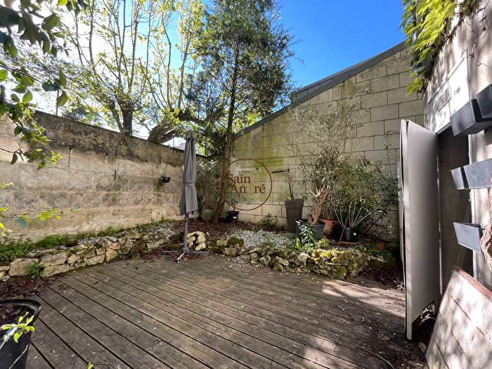 Maison 8 pièces à Angoulême, à vendre