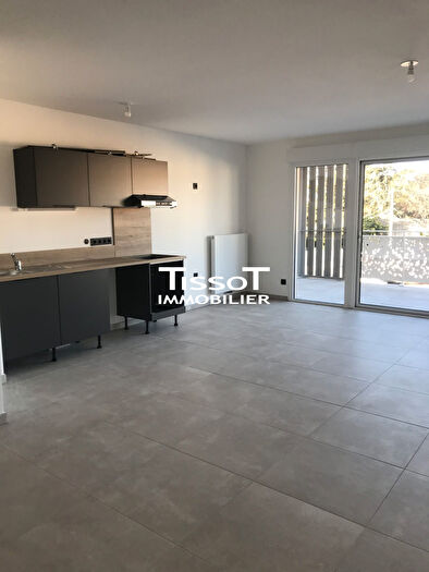 Appartement à louer - Nîmes, Camplanier, Cigale, Bois des Esprisses - 3 pièces - 3 chambres