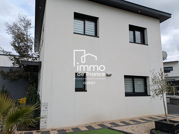 Maison à vendre - Montreuil-Juigné - 7 pièces - 4 chambres