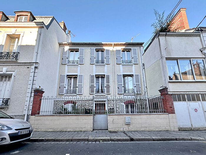 Maison à vendre - Nemours, Centre-ville - 7 pièces - 4 chambres