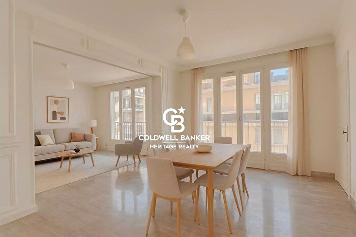 Appartement à vendre - Lyon e , Tête dOr, Vitton - 4 pièces - 3 chambres