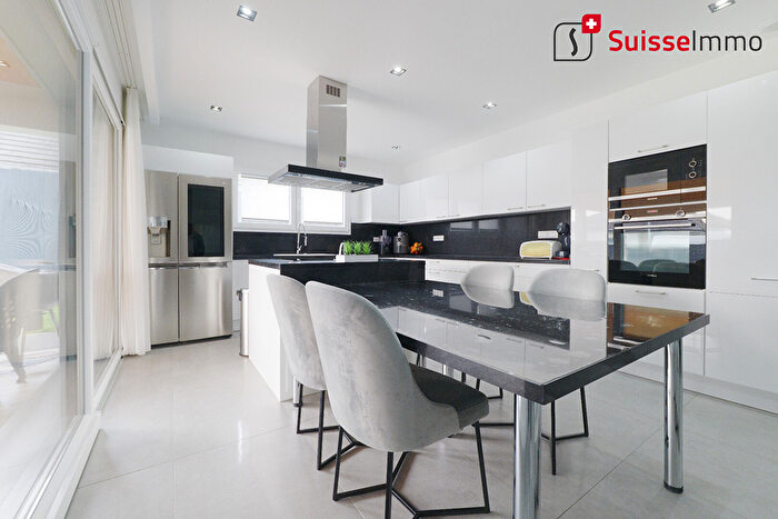 Maison à vendre - Trévenans - 7 pièces - 5 chambres