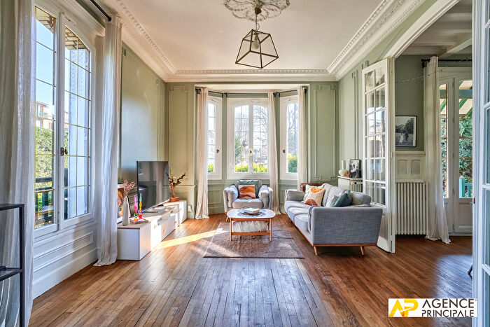 Maisons-Laffitte, Ouest : Maison 7 pièces à vendre