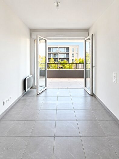 Arles, Trébon - Appartement 3 pièces à louer
