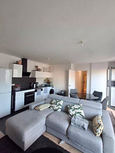 Centre Ville-Sarments, Châtillon - Appartement 4 pièces à louer