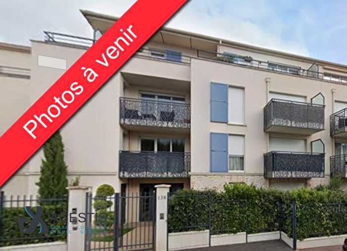 Appartement à louer - Courcouronnes, Bérégovoy Sud - 2 pièces - 1 chambre