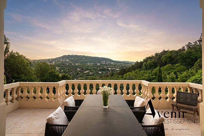 Maison à vendre - Lyon e , Croix Rousse Centre-ville - 9 pièces - 7 chambres