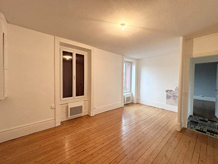 Appartement 3 pièces à louer à Fleurie