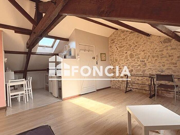 Appartement à louer - Centre-Halles Carnot, Limoges - 1 pièce