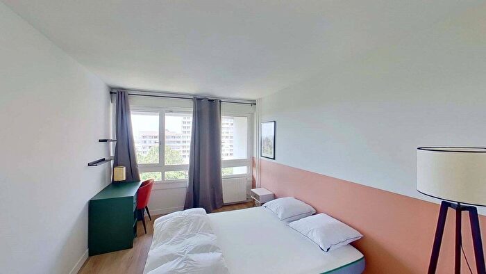 Parc-La Boule- Champs Pierreux, Nanterre - Appartement 1 pièce à louer