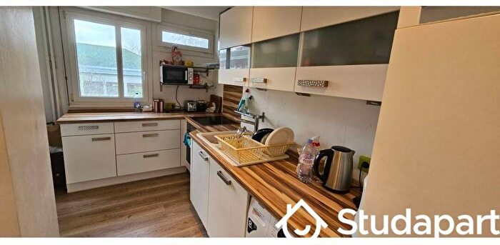 Cronenbourg Ouest, Strasbourg : Appartement 1 pièce à louer